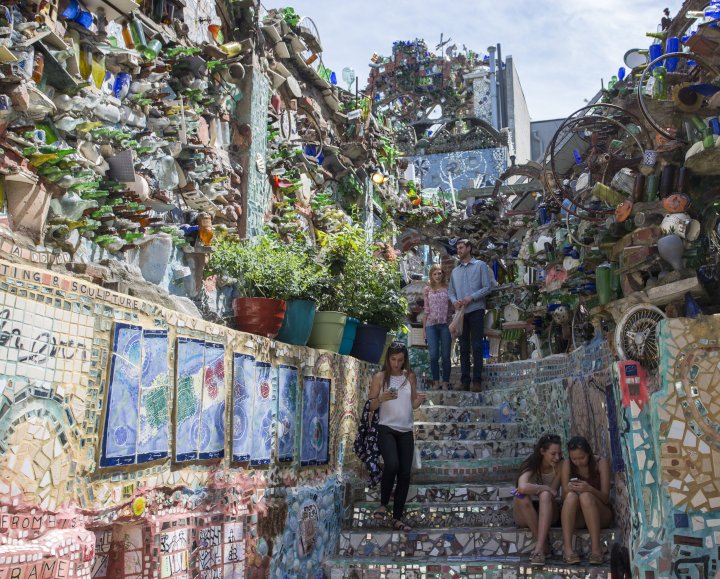 South Street Neighborhood Guide — Visit Philadelphia Media Center